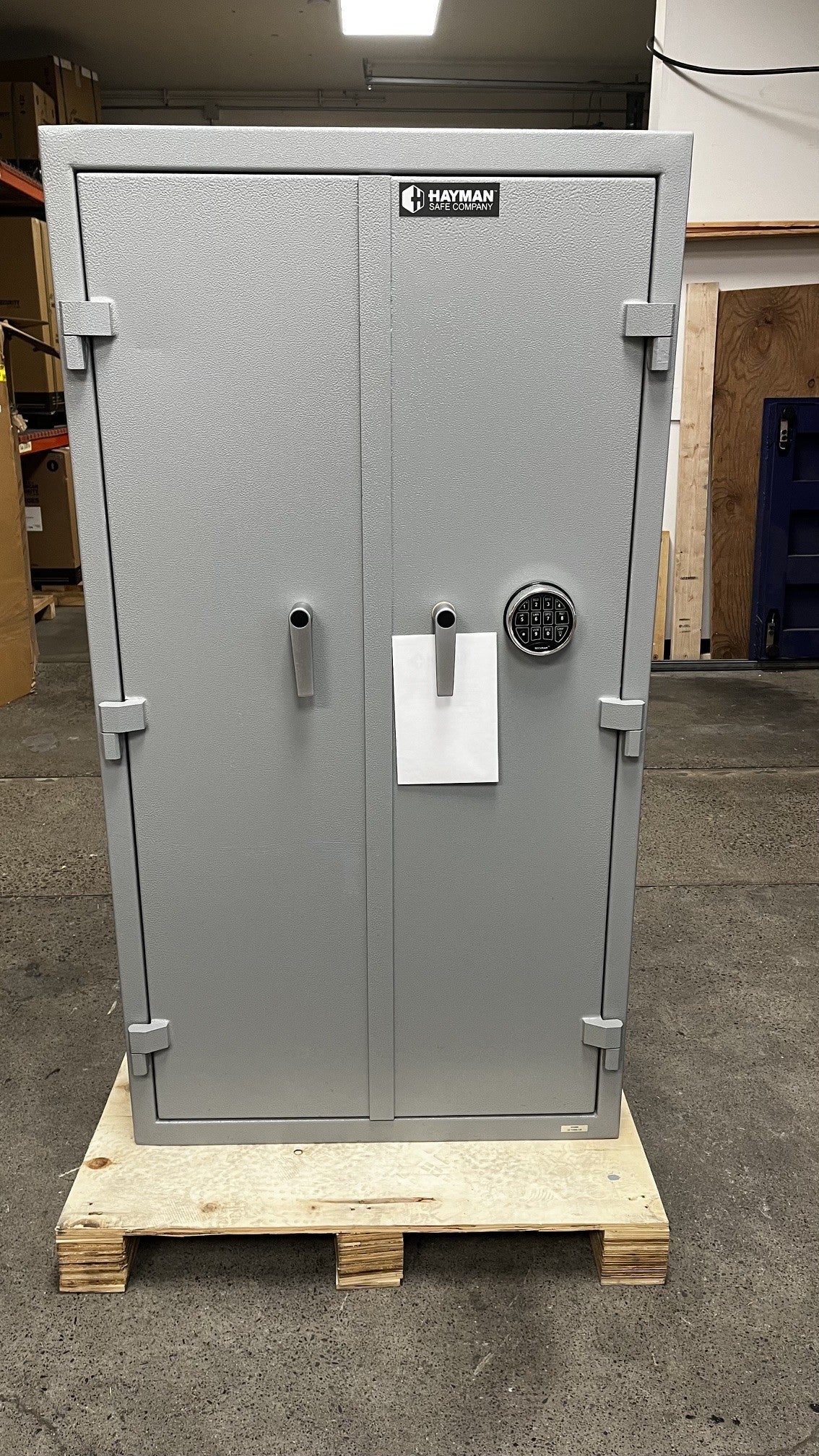 SafeandVaultStore 2101-17 Double Door Pharmacy Safe Blemished - Safe ...