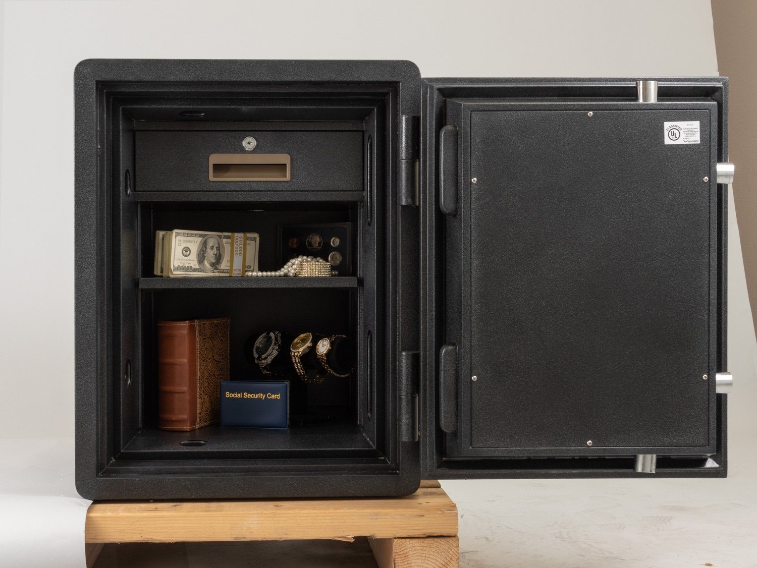 AMSEC FS1814E5 Residential Fire Safe - Safe and Vault Store.com