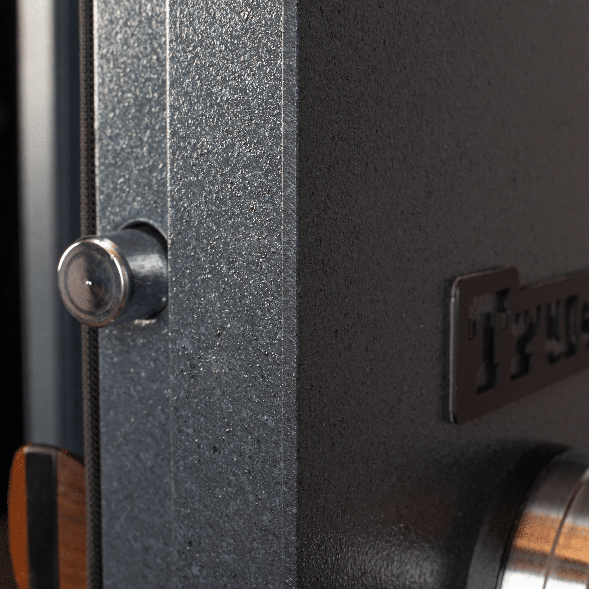 SecureIt TSH-65-08 TRUE Double-Wall Concrete Filled Gun Safe - Safe and ...
