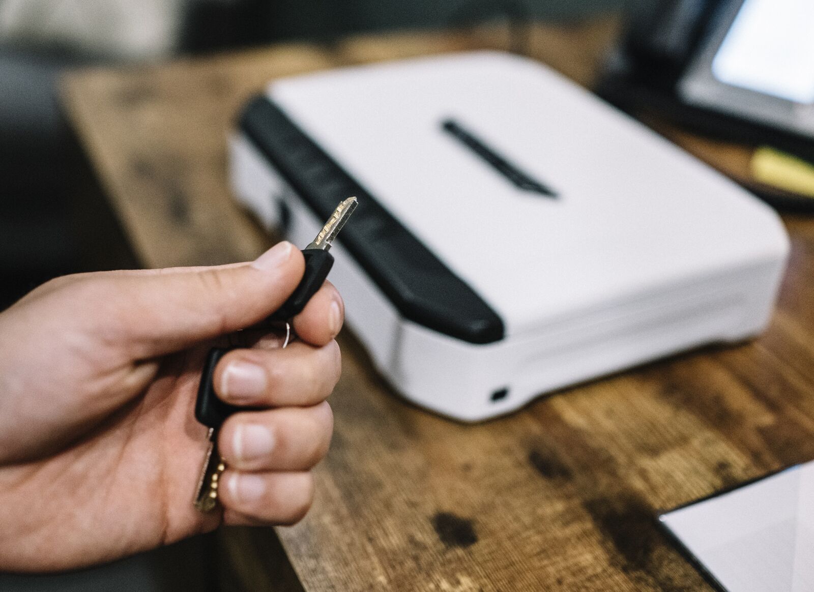 Vaultek VE10 Portable Quick Access Handgun Safe - Safe and Vault Store.com